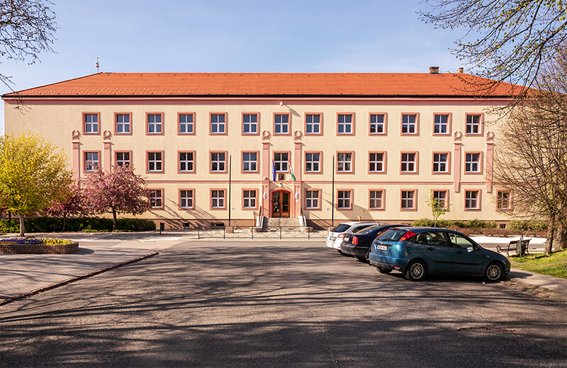 Intézmény - Szigetszentmiklos